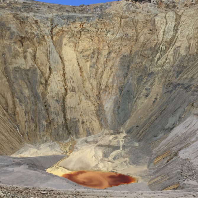 Mining Industry : Amigos Bravos